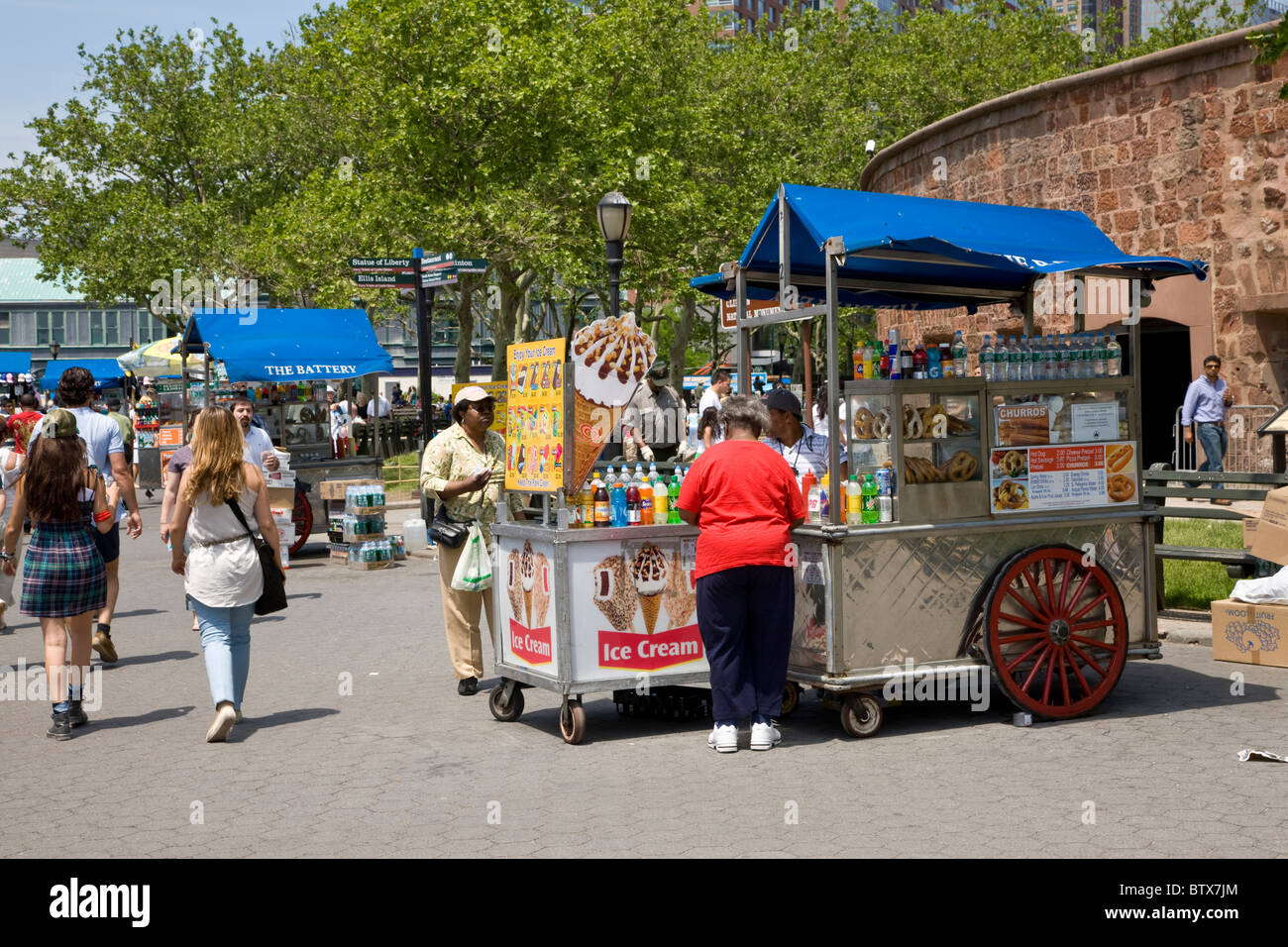 Battery promenade hi-res stock photography and images - Alamy