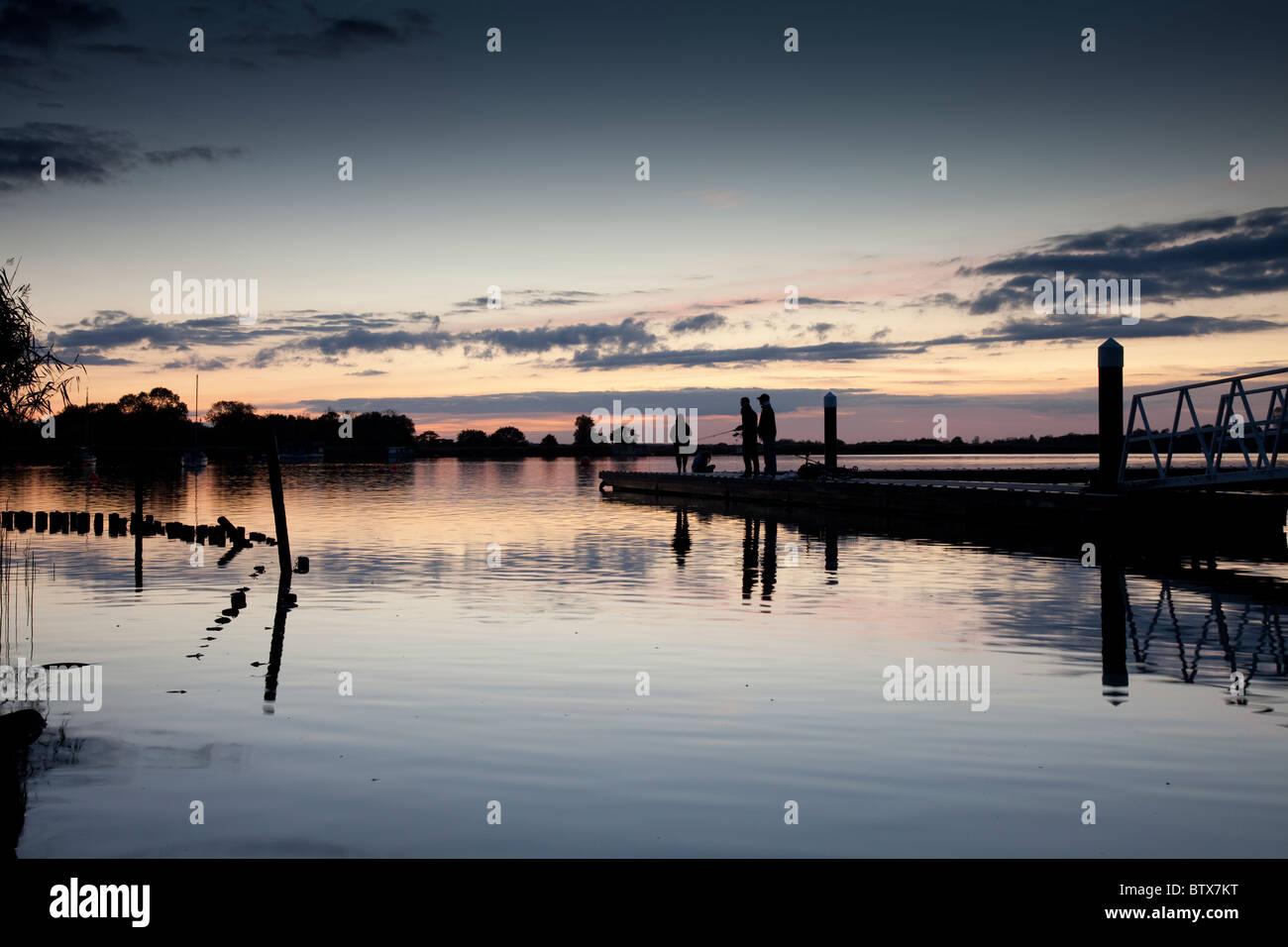 Oulton Broad Suffolk Norfolk Broads Stock Photo - Alamy