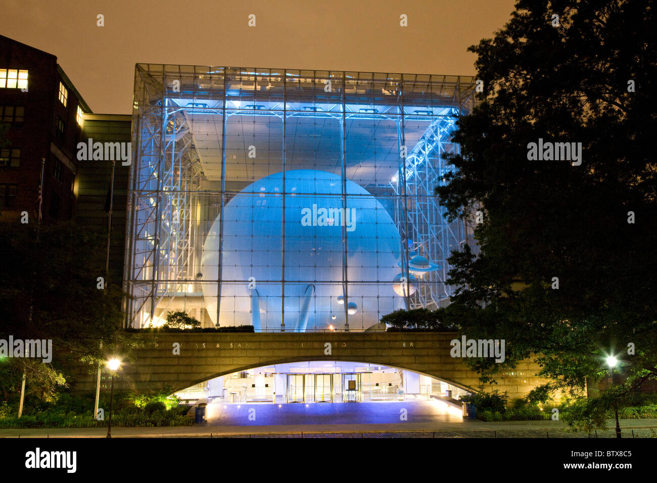 Rose Center for Earth and Space at the American Museum of Natural ...