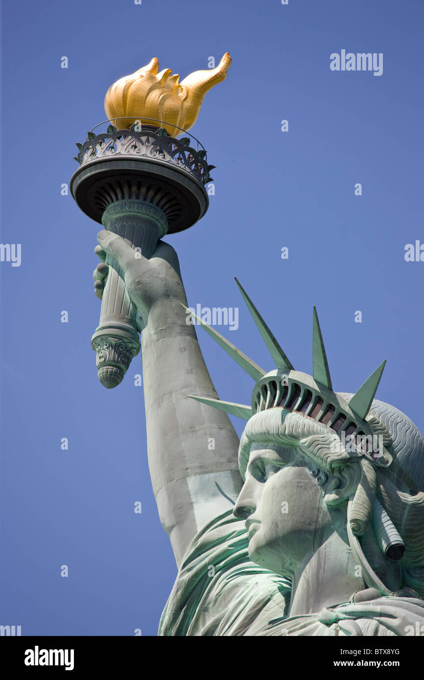 Lady liberty american revolution hi-res stock photography and images ...