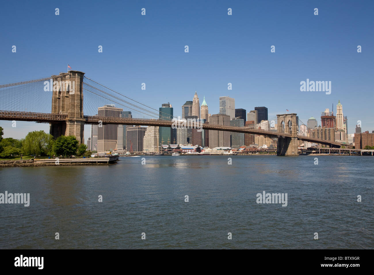 View of Brooklyn Bridge and Lower Manhattan from Brooklyn Bridge Park, New York Stock Photo - Alamy