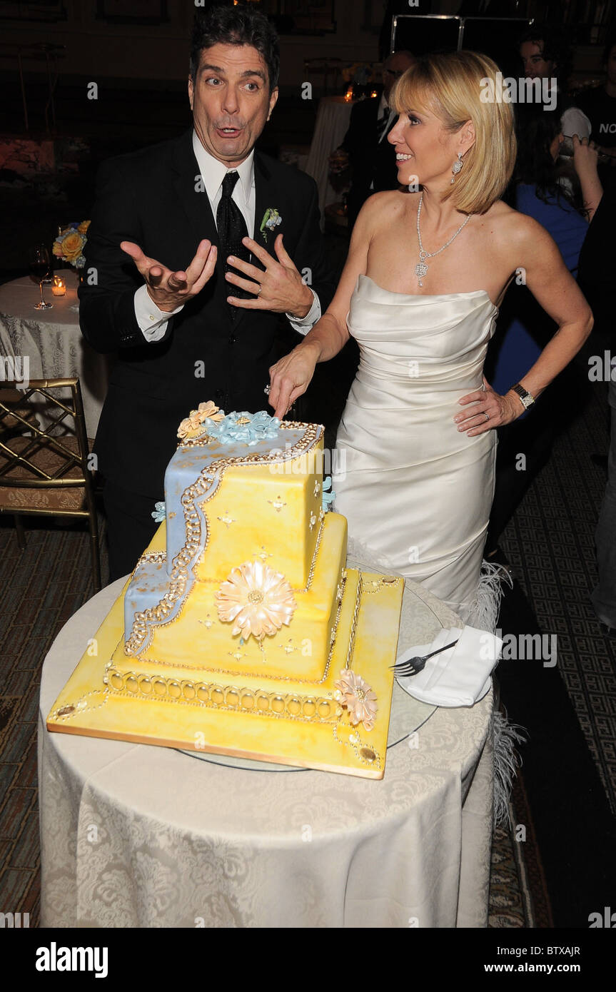 Ramona Singer Mario Singer Wedding High Resolution Stock Photography ...