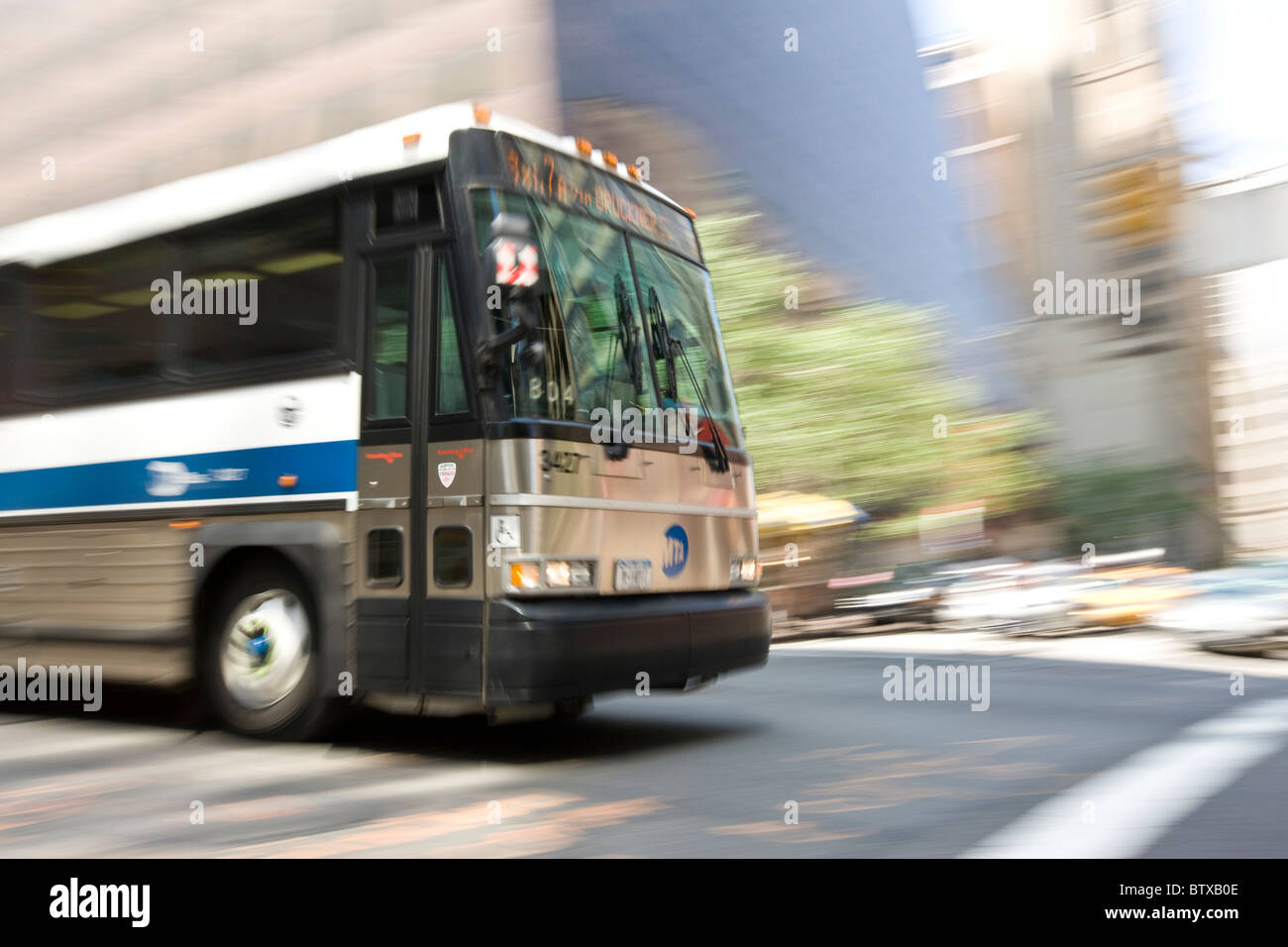Local bus on Madison Avenue, New York Stock Photo - Alamy