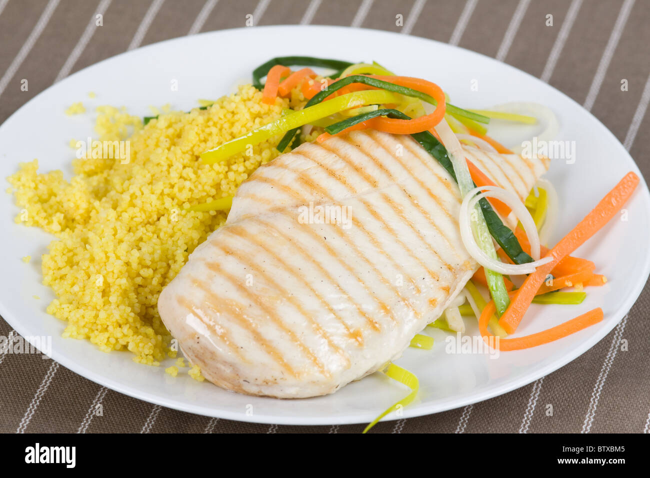 Chicken at food court hi-res stock photography and images - Alamy