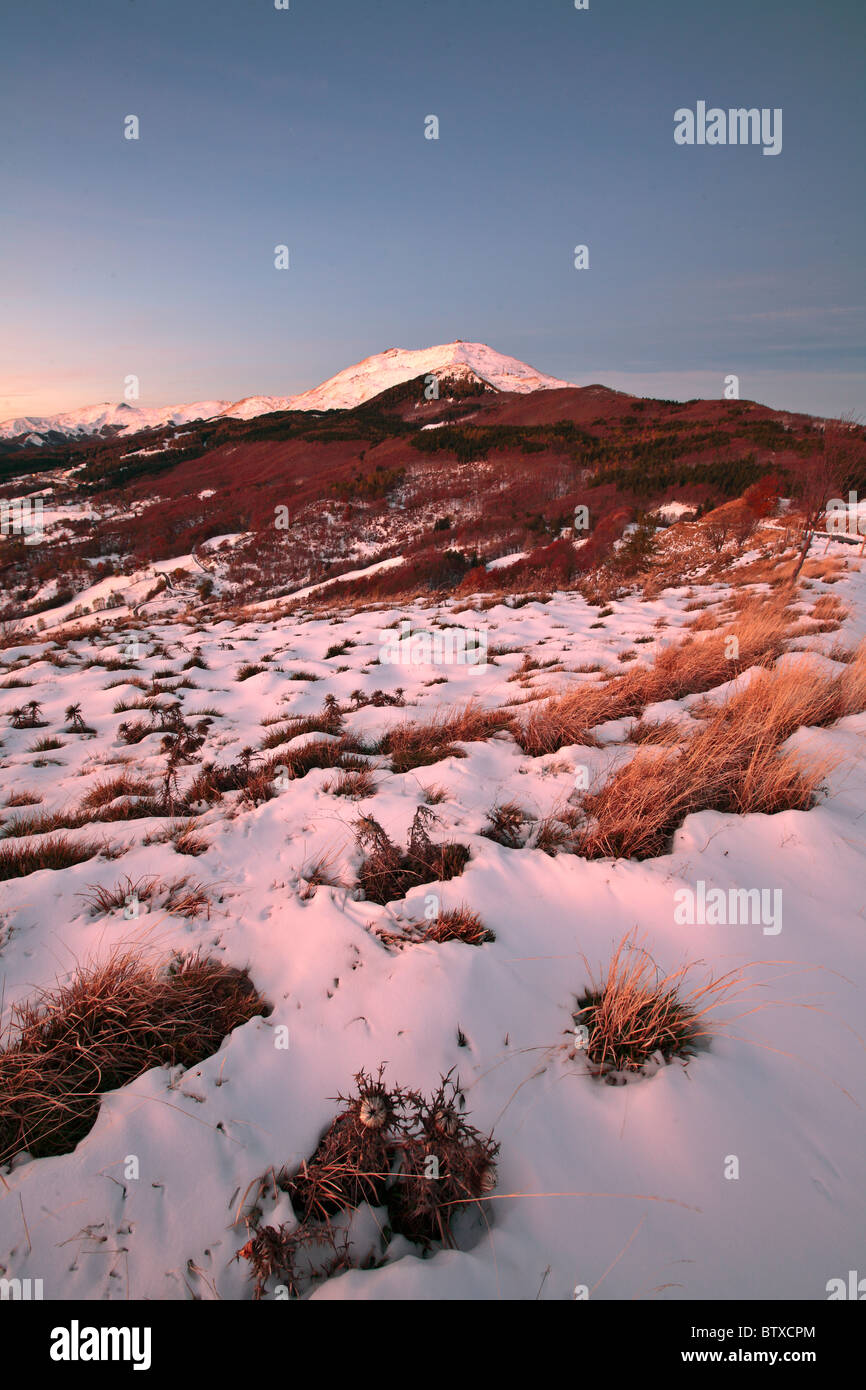 Appenino mountains hi-res stock photography and images - Alamy