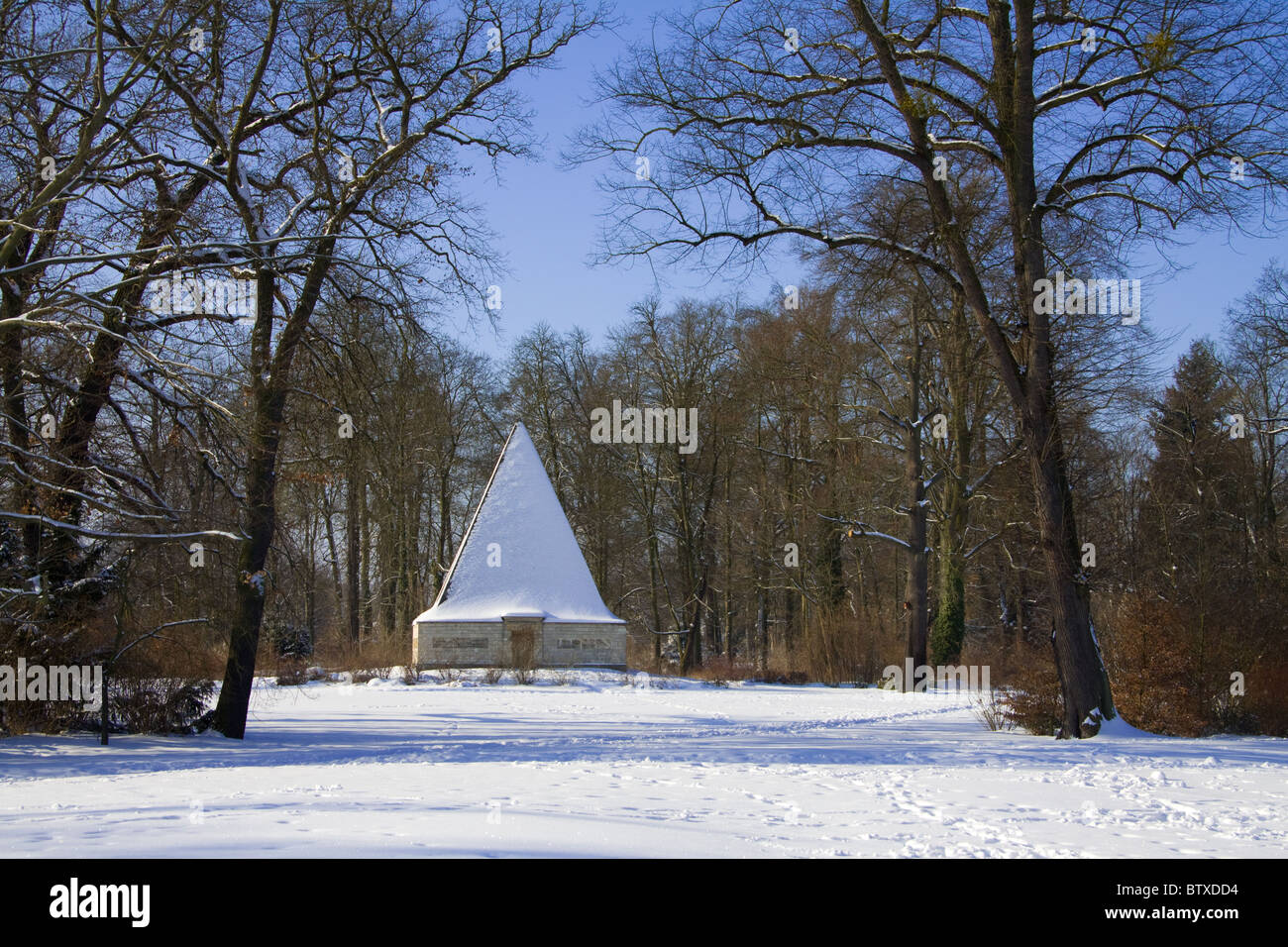 snow with pyramide Stock Photo - Alamy
