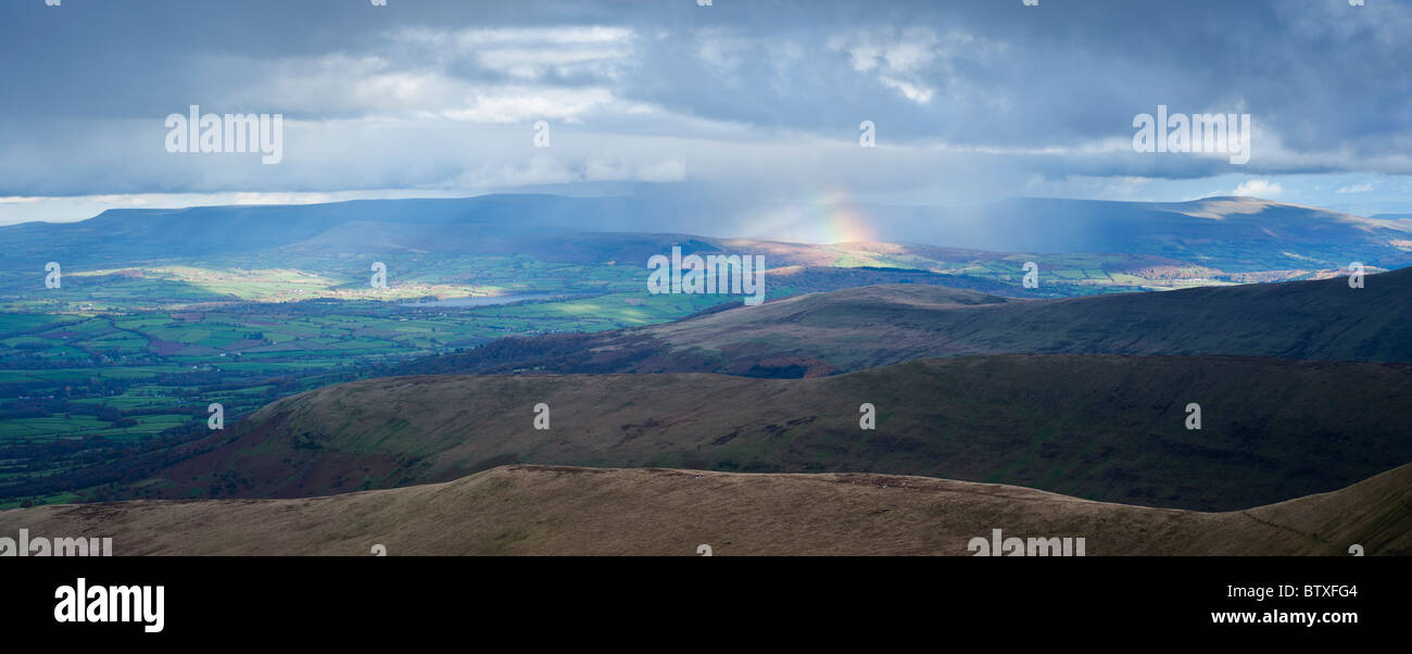 Brecon Beacons mountain landscape, Brecon Beacons national park, Wales ...