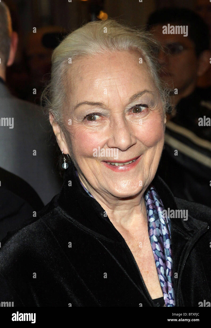 Christine Winch's Instagram, Twitter & Facebook on IDCrawl