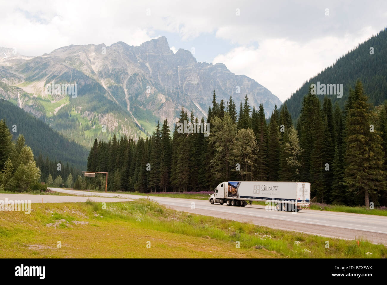 Rogers Pass Summit At Glacier National Park Information Centre Trans Canada Highway British