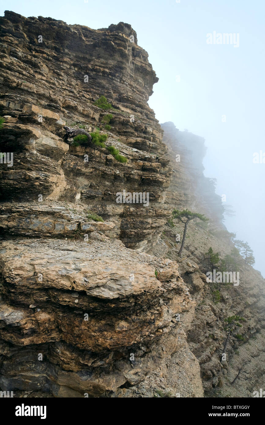 Cloudy mountain rock landscape (Aj-Petri slope, Crimea, Ukraine Stock ...