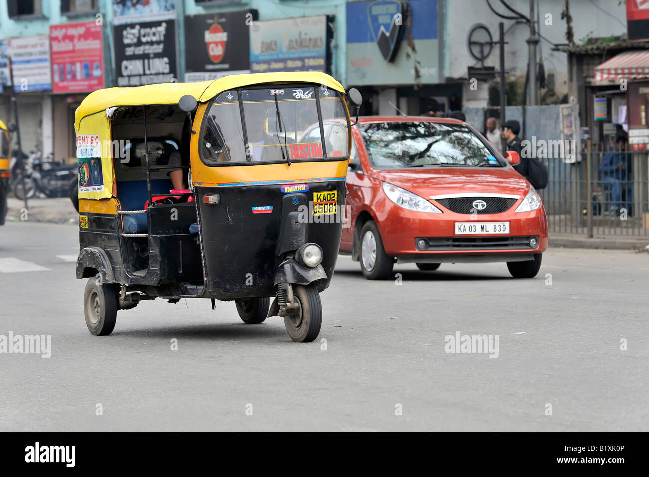 Road cars congestion tut tut tut tuts tutut indian motorcycle hi-res ...