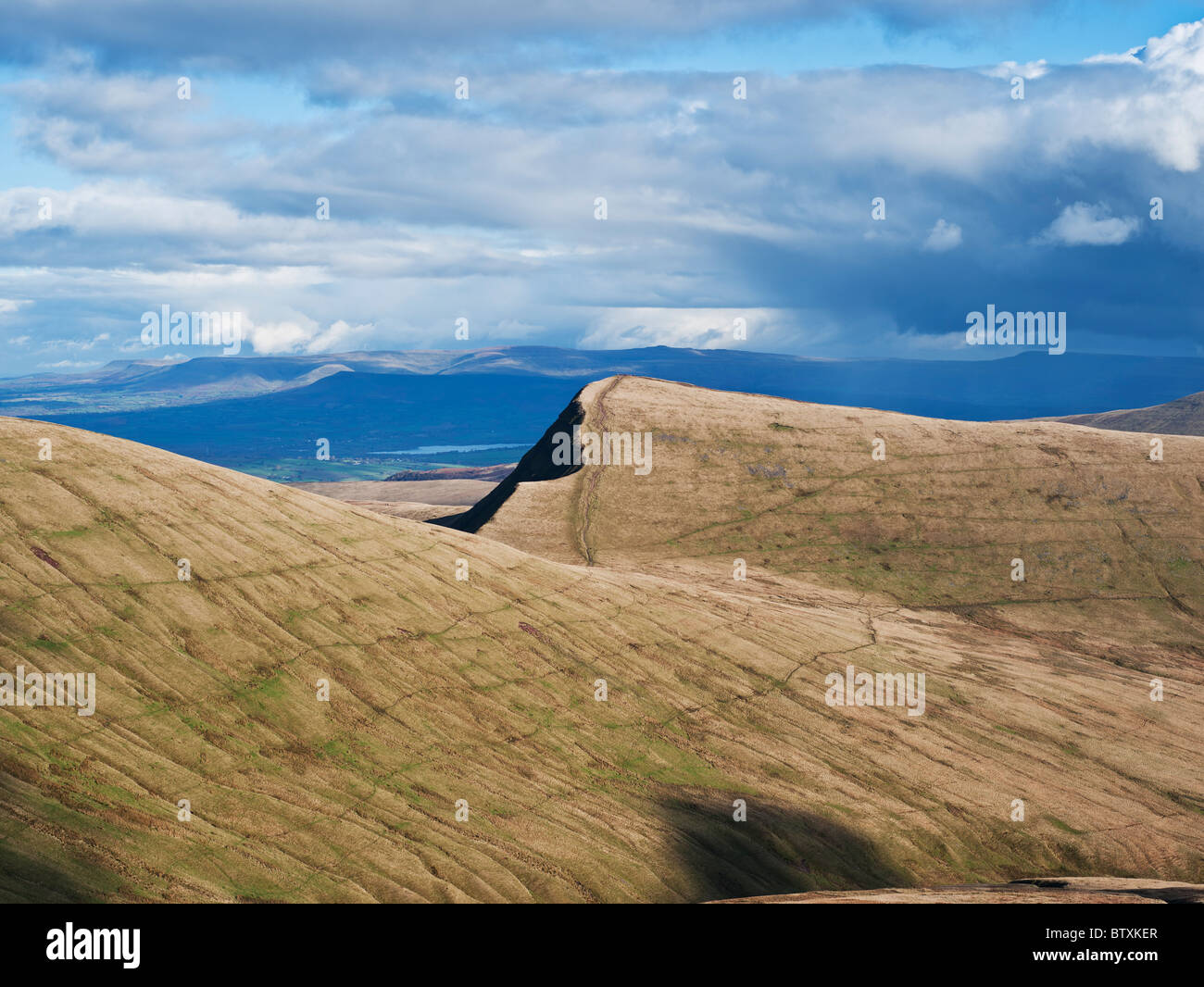 Scenic view of Cribyn and mountains of Brecon Beacons national park ...