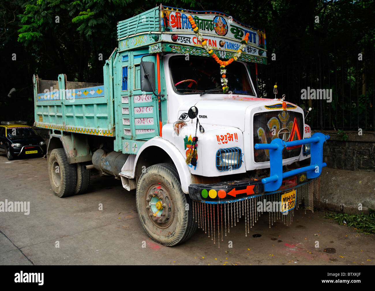 Indian lorry hi-res stock photography and images - Alamy