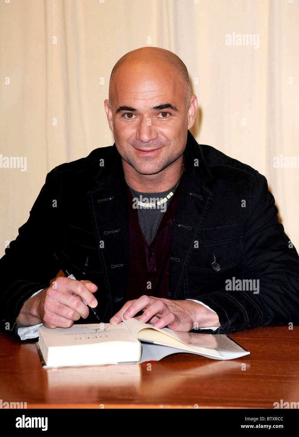 Open: An Autobiography by Andre Agassi Book Signing Stock Photo - Alamy