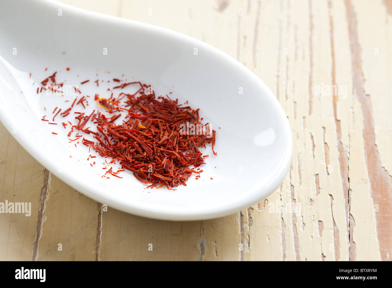 Saffron spice hi-res stock photography and images - Alamy