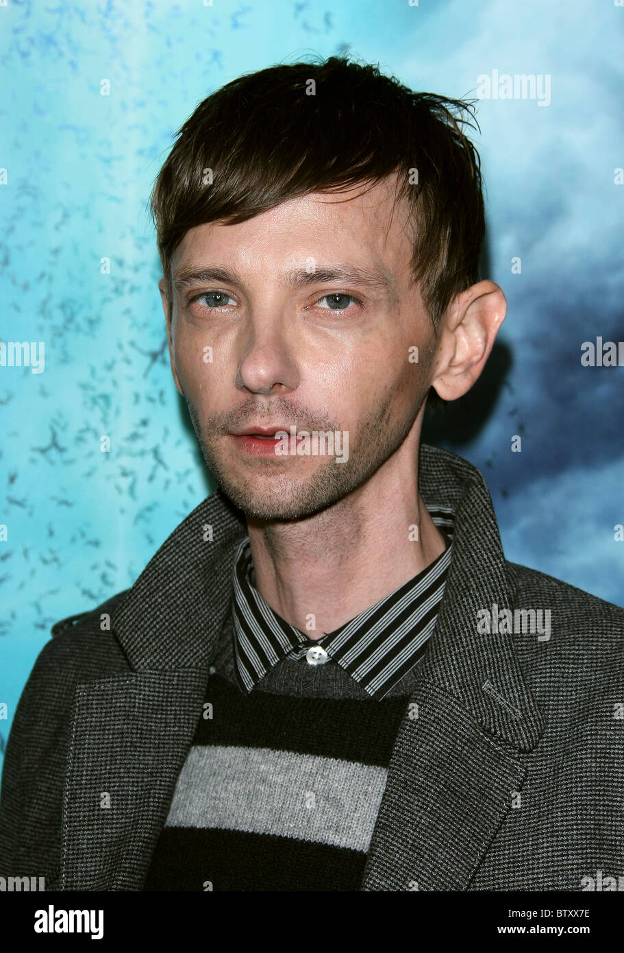 DJ QUALLS SKYLINE WORLD PREMIERE DOWNTOWN LOS ANGELES CALIFORNIA USA 09 ...