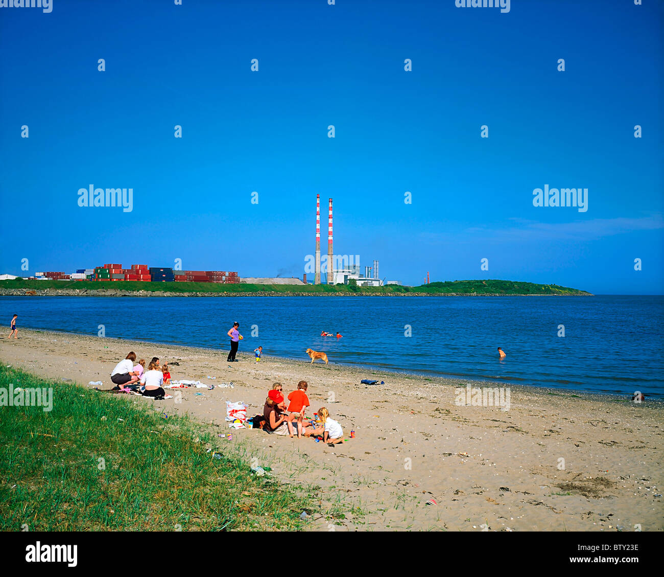 Poolbeg beach dublin ireland hi-res stock photography and images - Alamy