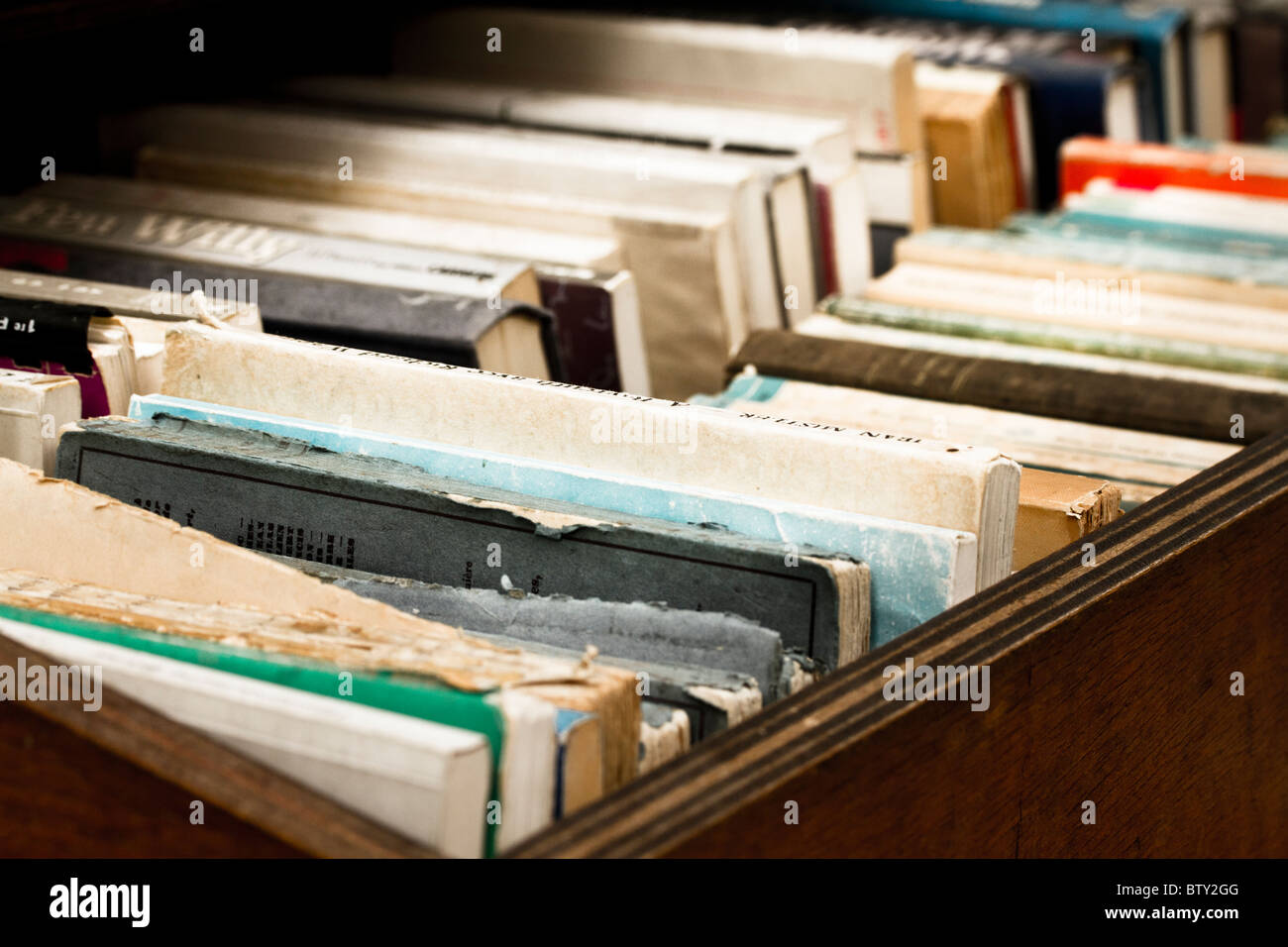 Books in a box hi-res stock photography and images - Alamy