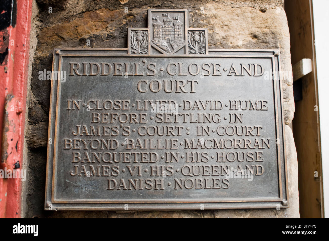 Edinburgh riddles court hi-res stock photography and images - Alamy