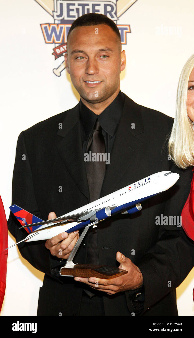 DELTA Airlines Donates $100,000 to Derek Jeter Turn 2 Foundation Stock ...