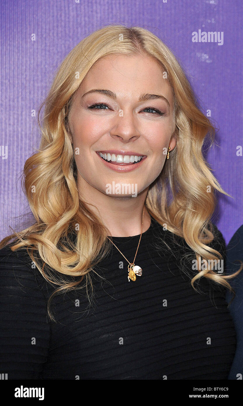 Yodel competition hi-res stock photography and images - Alamy