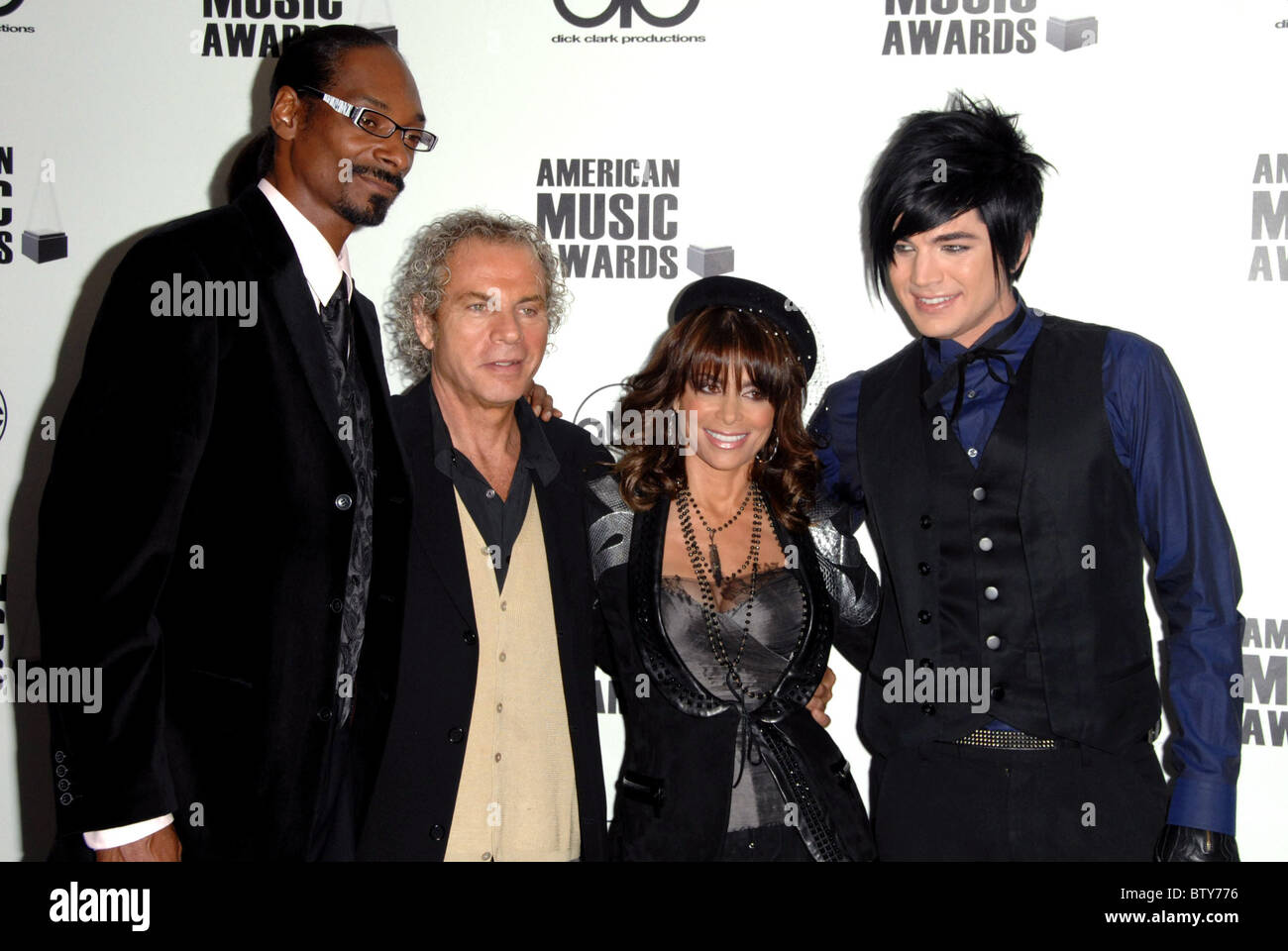2009 AMERICAN MUSIC AWARDS Nominations Announcement Stock Photo - Alamy