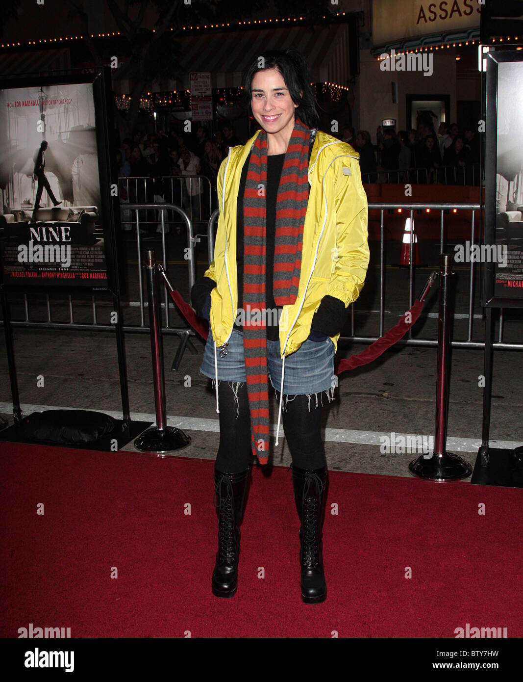 Black and yellow striped tights hi-res stock photography and images - Alamy