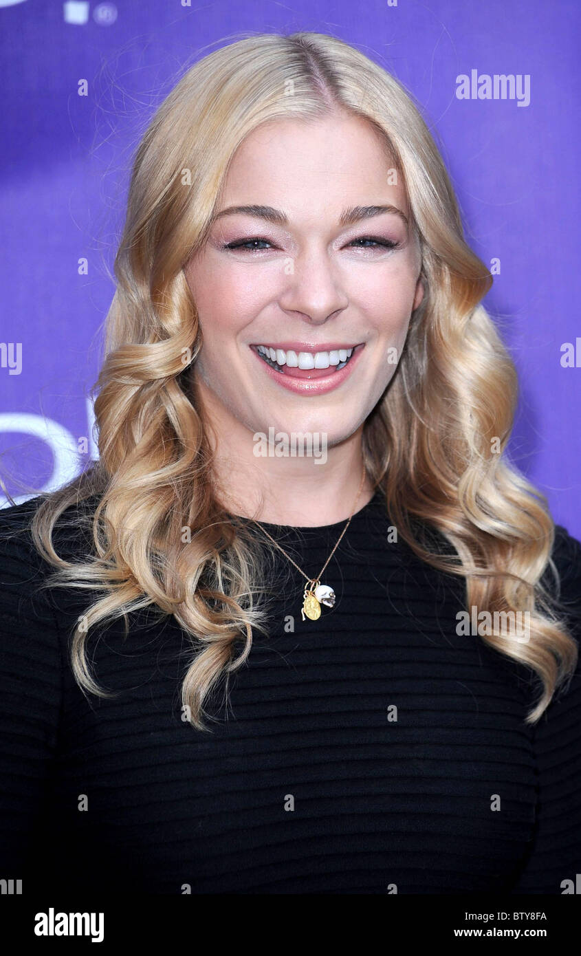 Yahoo island hi-res stock photography and images - Alamy