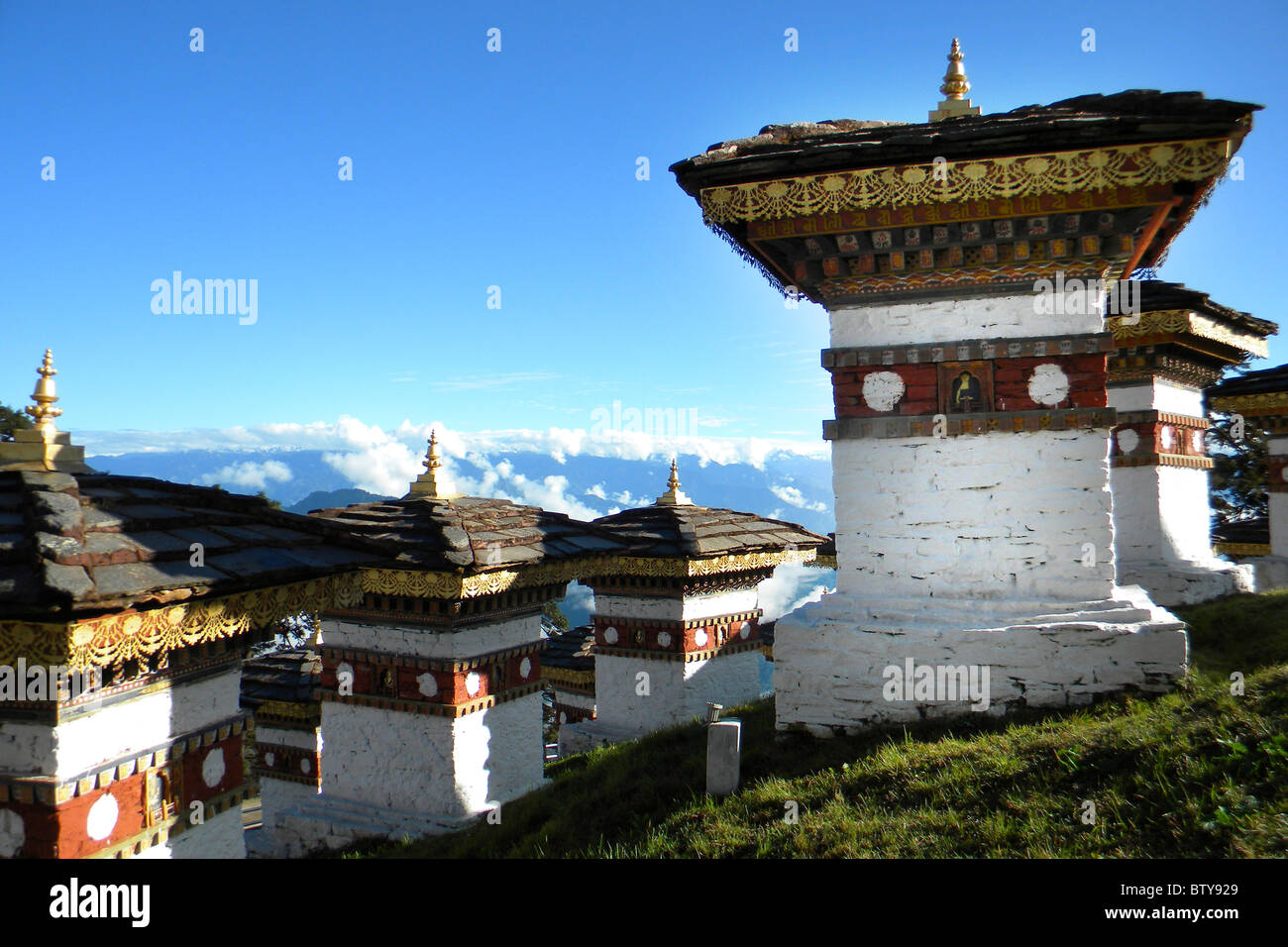 Dochu Memorial Chorten, Bhutan Stock Photo - Alamy