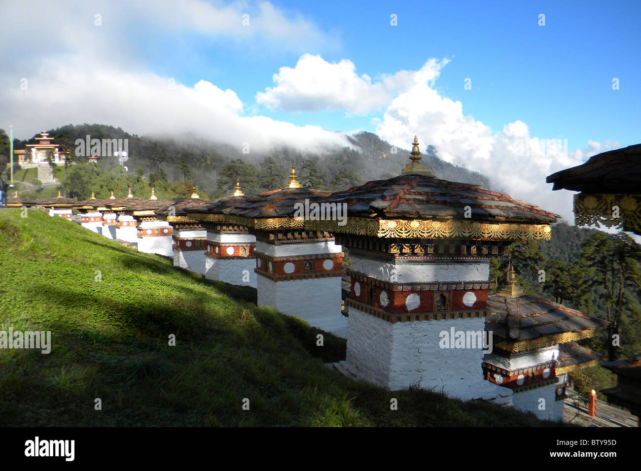 Dochu Memorial Chorten, Bhutan Stock Photo - Alamy