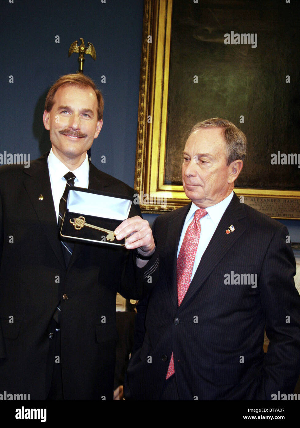 Mayor Bloomberg Presents Captain Chesley Sullenberger and the Crew of ...
