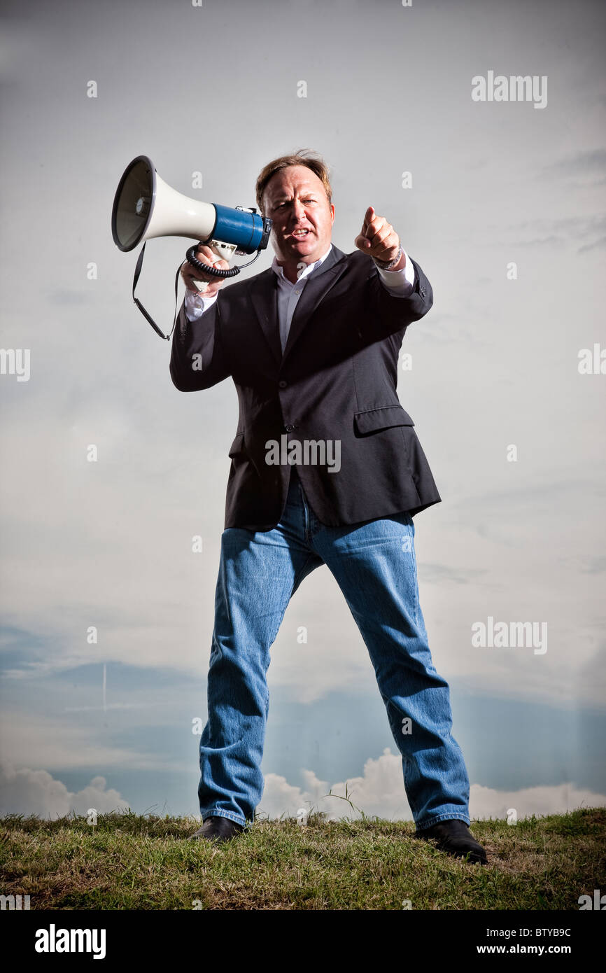 Alex jones infowars hi-res stock photography and images - Alamy