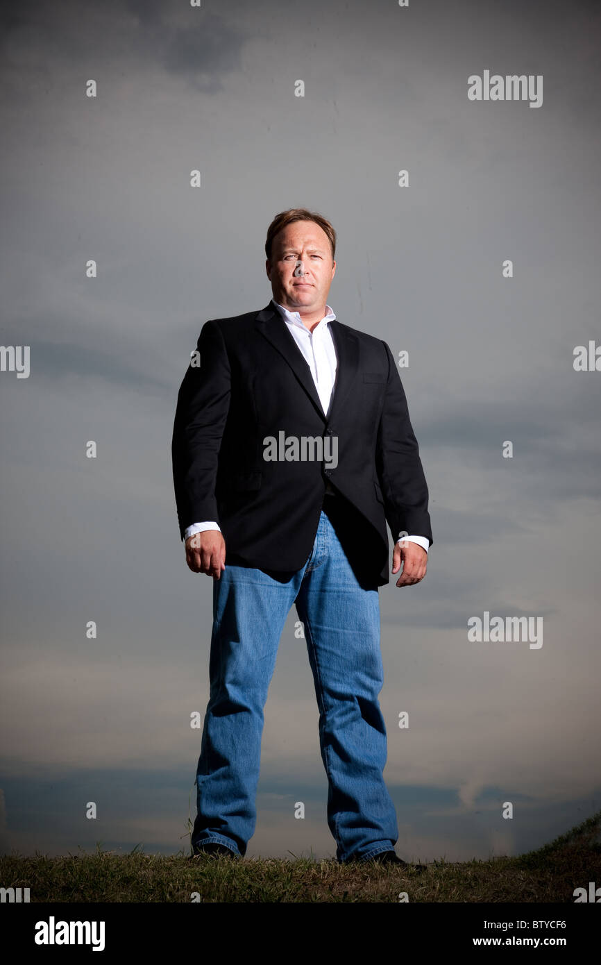 Alex jones infowars hi-res stock photography and images - Alamy
