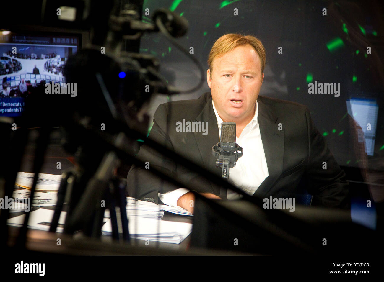 Alex jones hi-res stock photography and images - Alamy