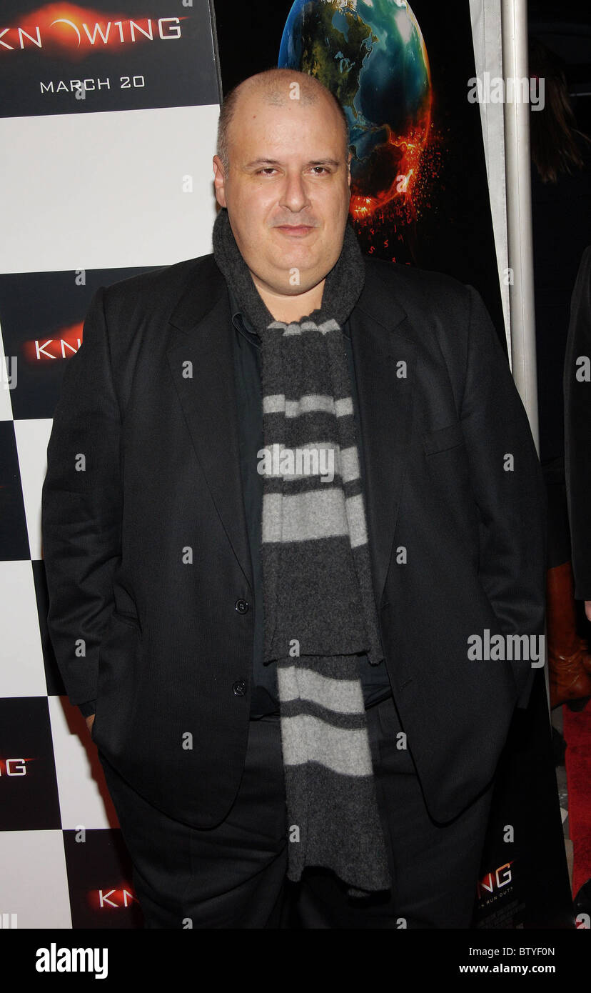Alex proyas knowing hi-res stock photography and images - Alamy