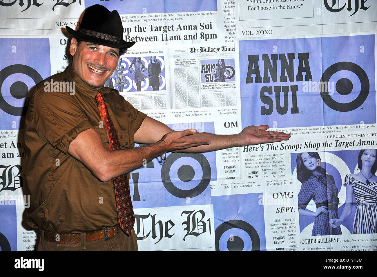 Limited-Edition Anna Sui for Target GOSSIP GIRL Collection Launch Party ...