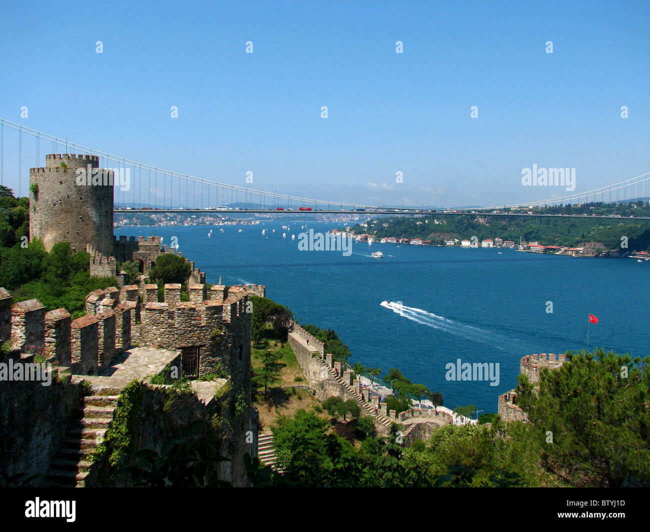 Rumeli fortress european fort fatih bridge hi-res stock photography and ...