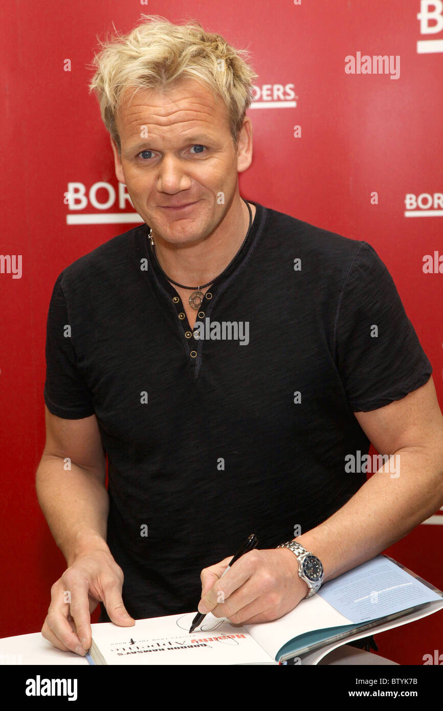HEALTHY APPETITE Cook Book Signing by Chef Gordon Ramsay Stock Photo ...