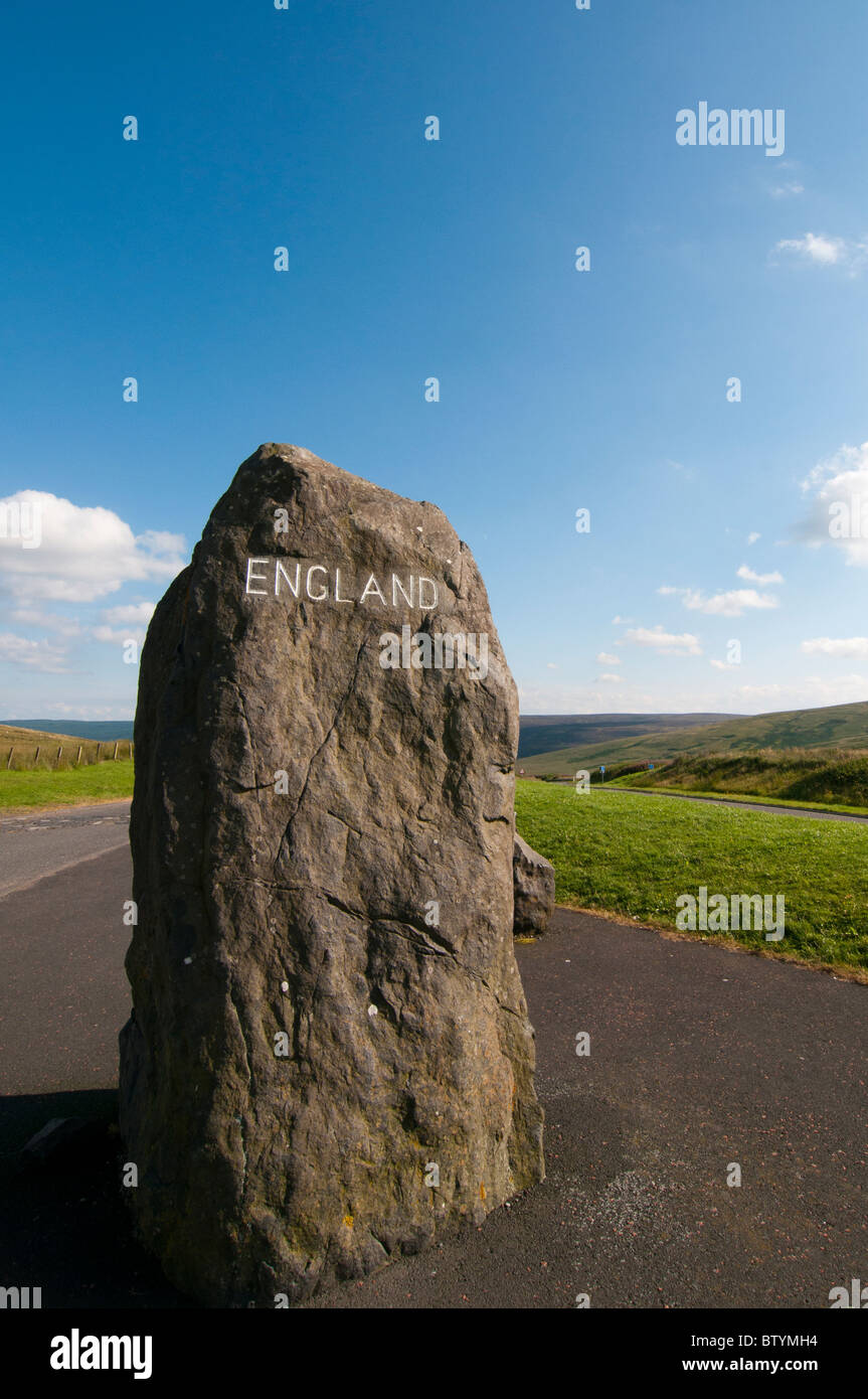 England marker at Carter Bar, crossing point between Scotland and ...