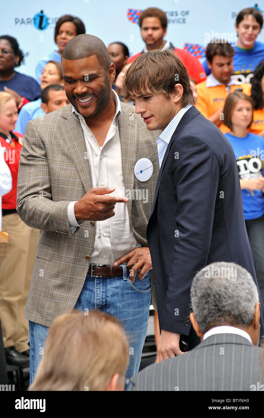 Tyler perry foundation hi-res stock photography and images - Alamy
