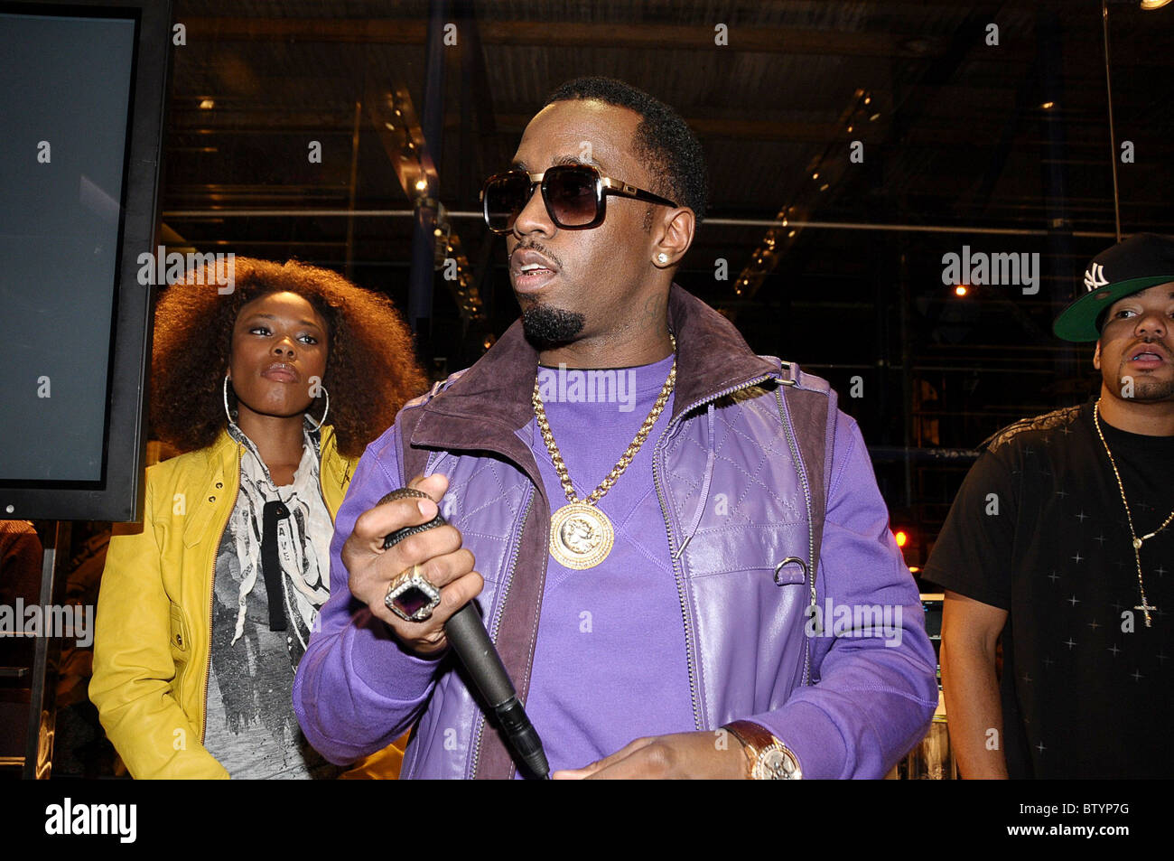 Sean john store hi-res stock photography and images - Alamy