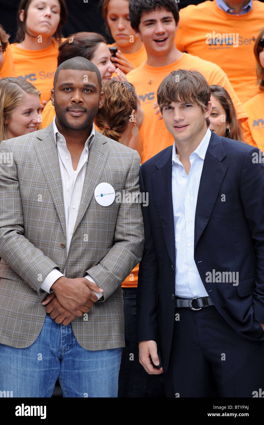 Tyler perry foundation hi-res stock photography and images - Alamy