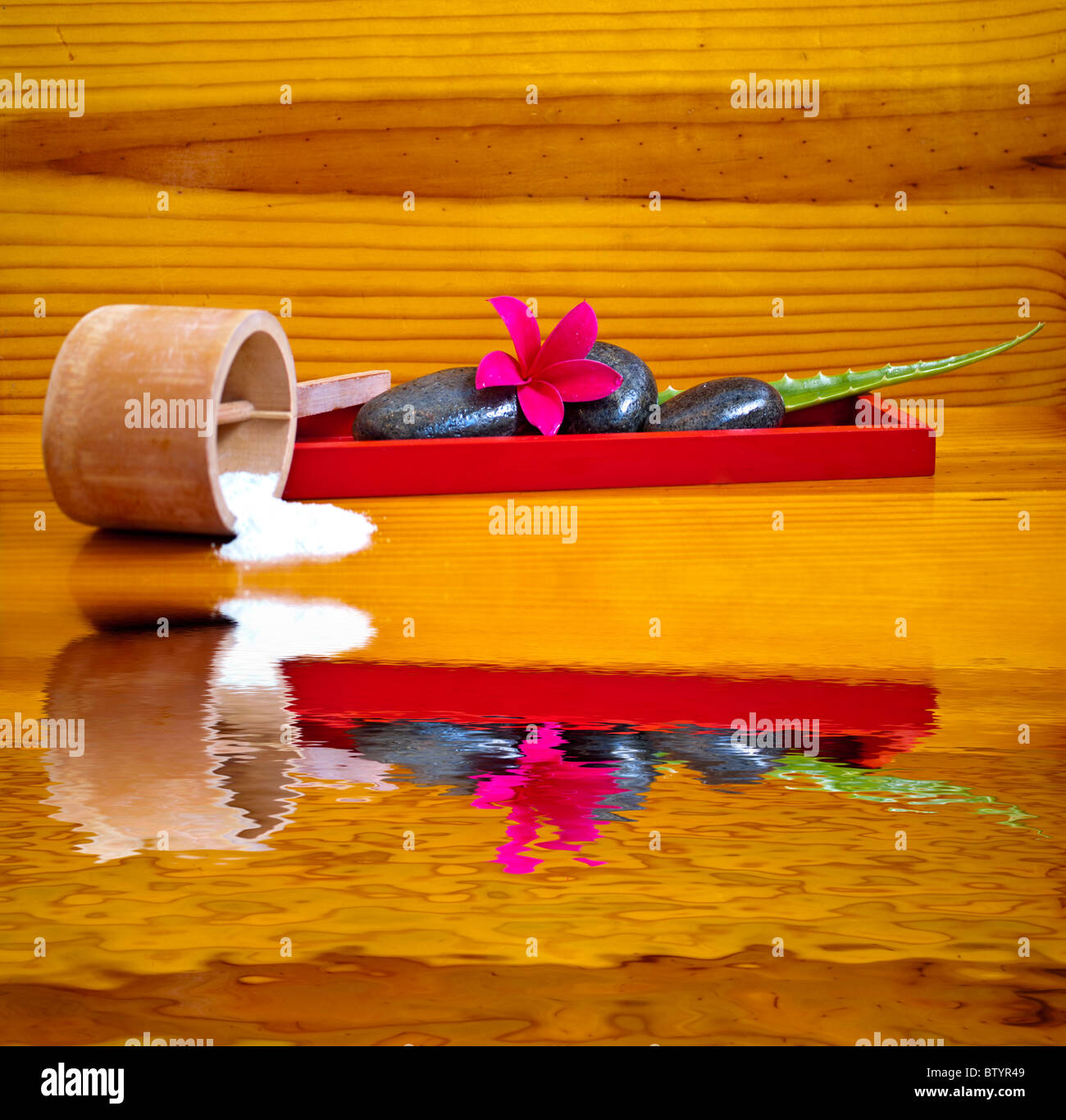 Japan frangipani hi-res stock photography and images - Alamy