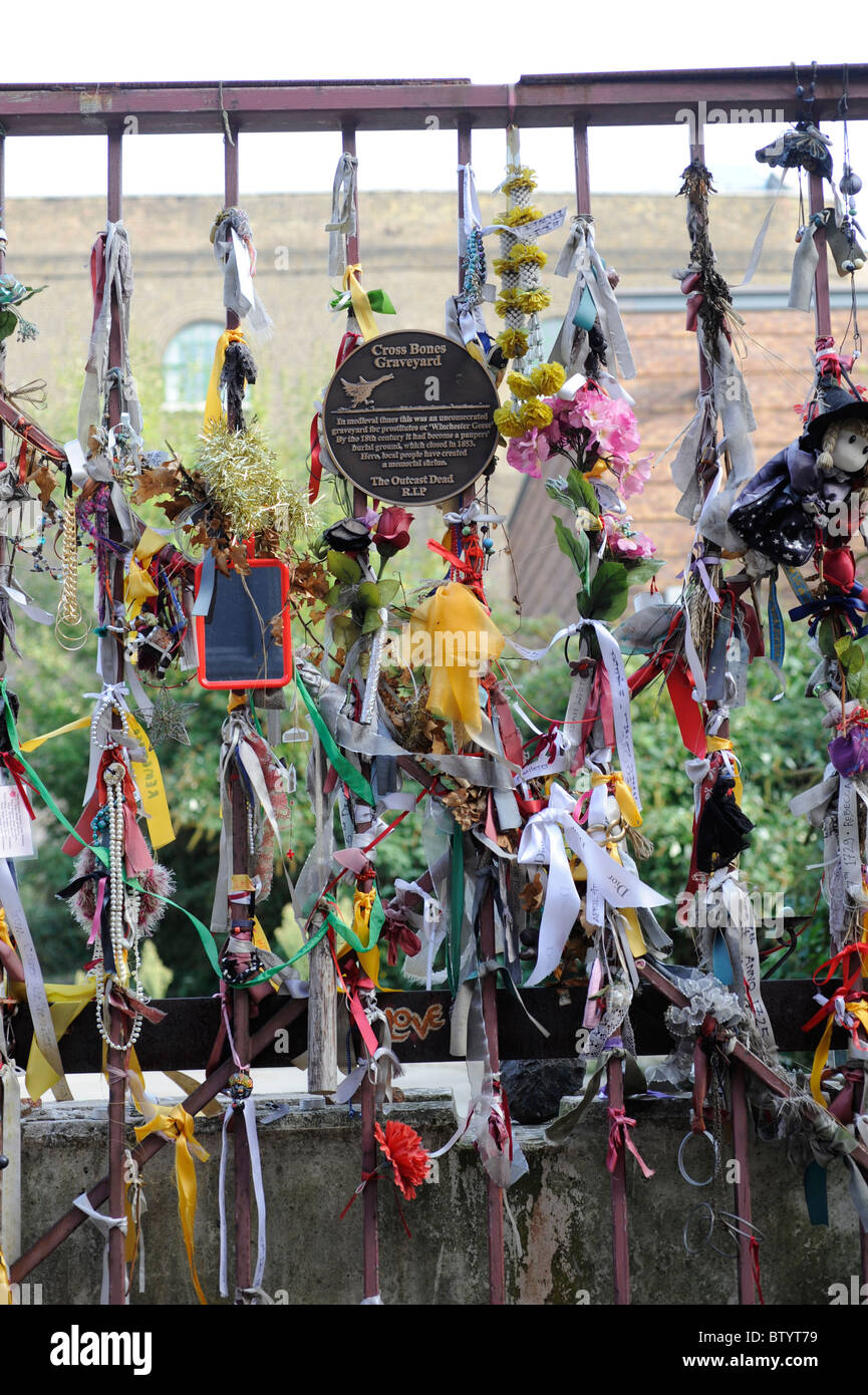 Crossbones Graveyard Southwark High Resolution Stock Photography and ...