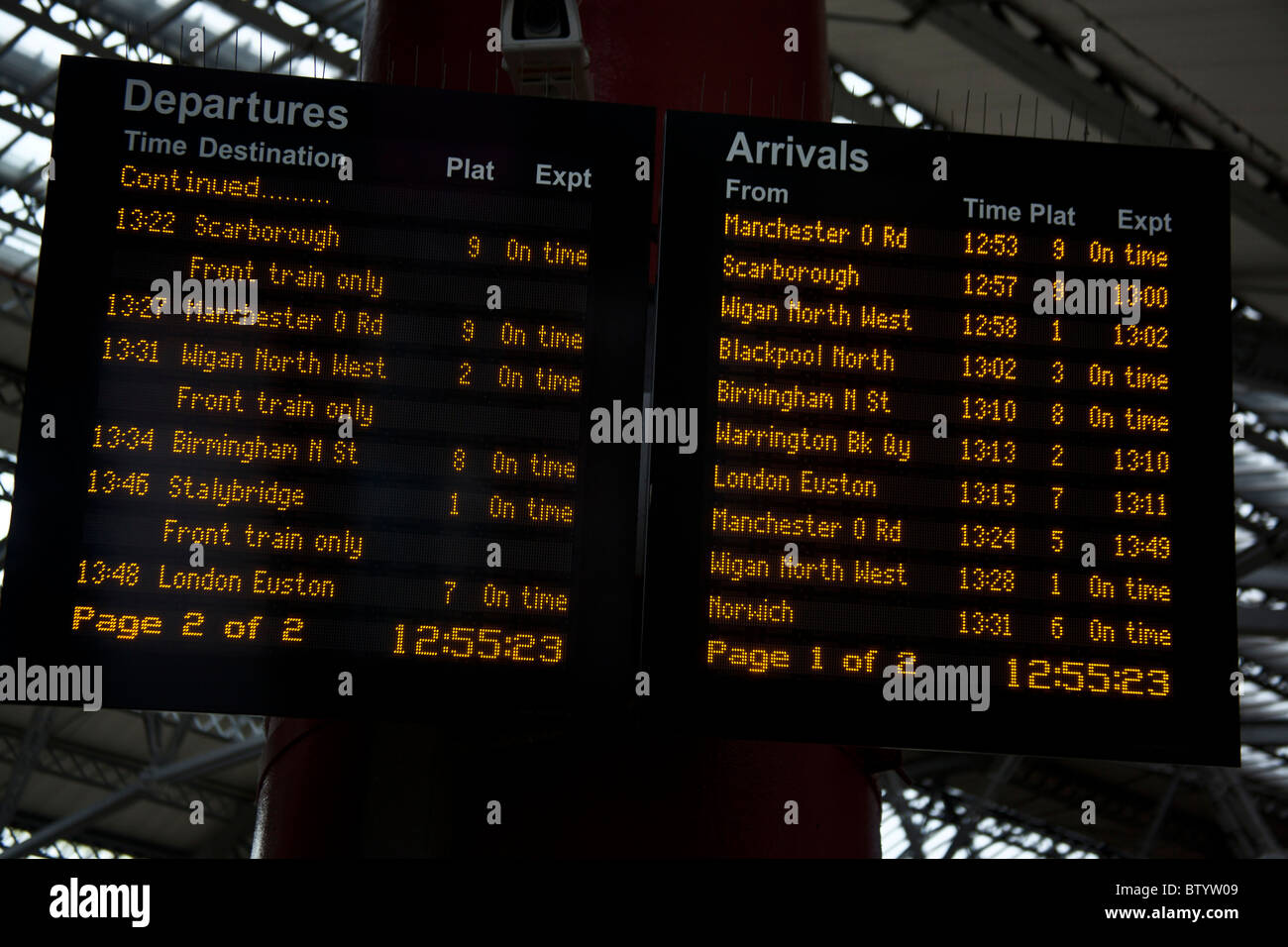 Train Timetable at Lime street station Liverpool Stock Photo - Alamy