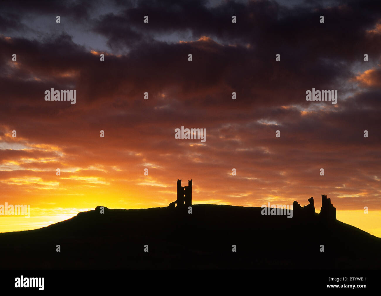 Dunstanburgh Castle at Dawn, Northumberland Stock Photo - Alamy