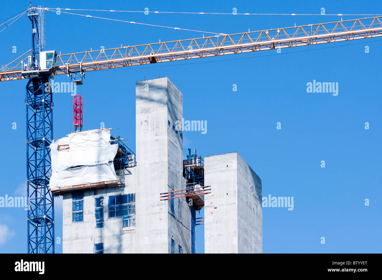 Library building under construction hi-res stock photography and images ...