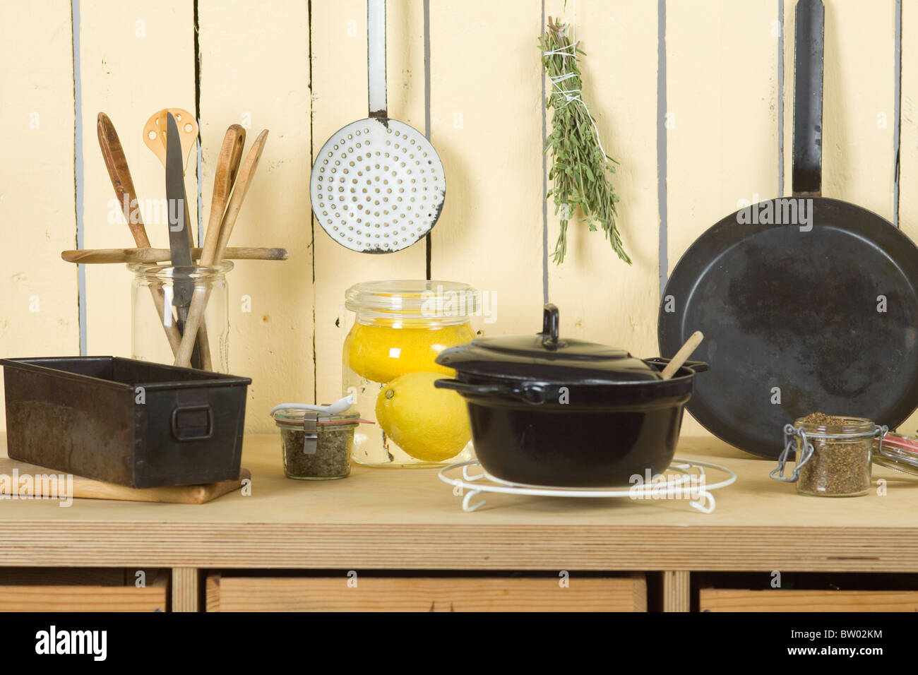 Food and cooking items hi-res stock photography and images - Alamy