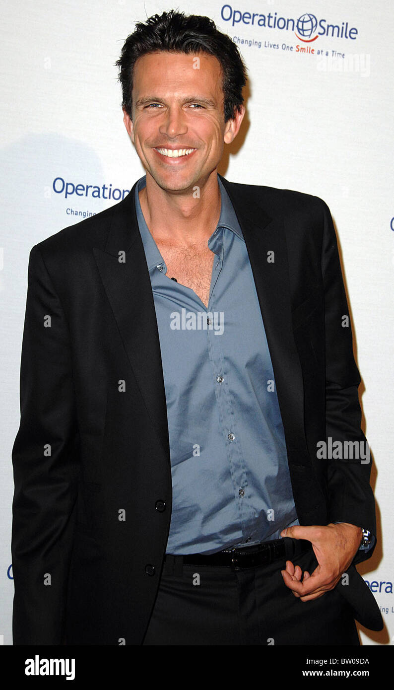 Operation Smile's 8th Annual Smile Gala Stock Photo - Alamy