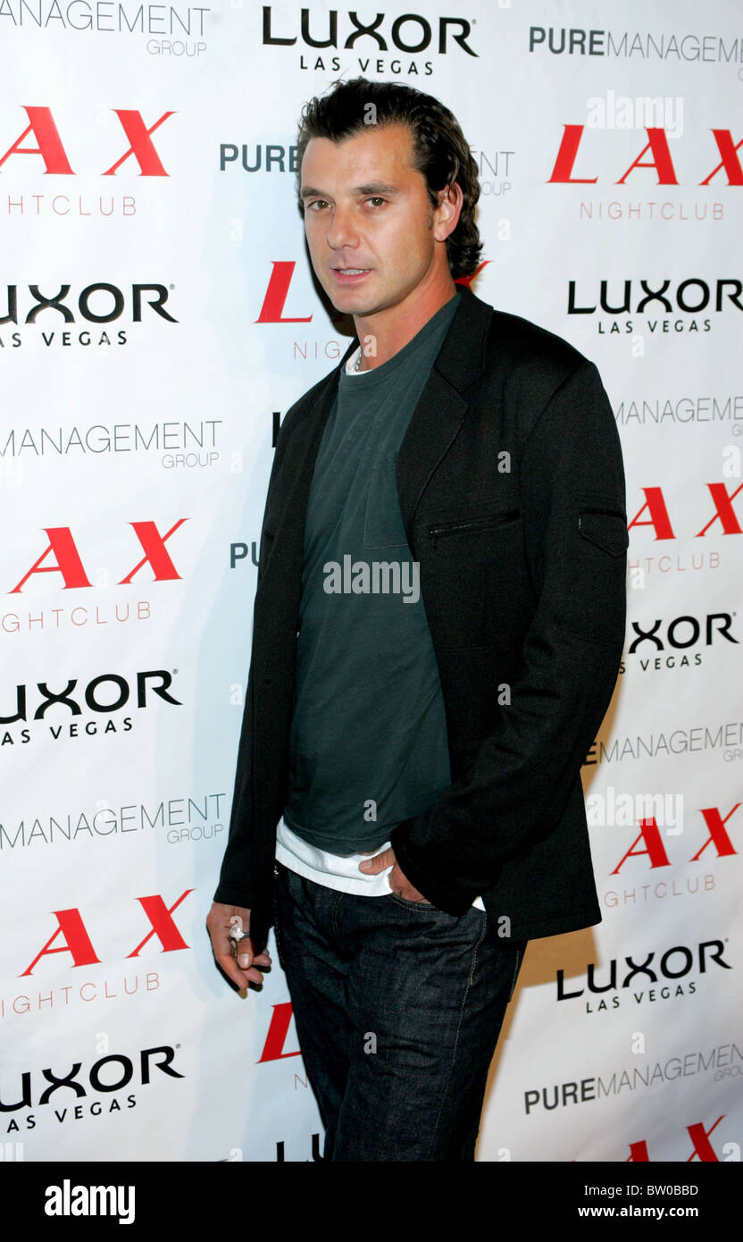 Gavin james on red hi-res stock photography and images - Alamy